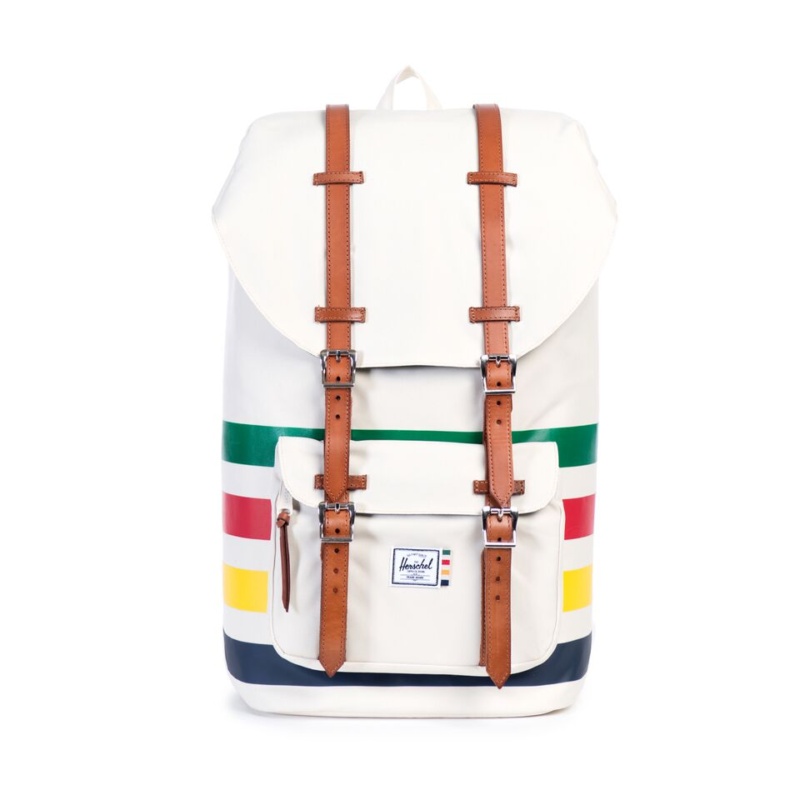 8 Backpacks That Will Amp up Your Style Game During Your Trips
