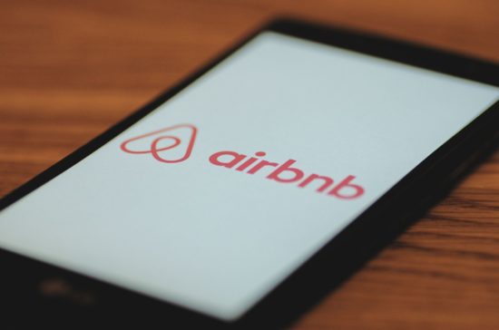 Airbnb Now Lets You Book Flights