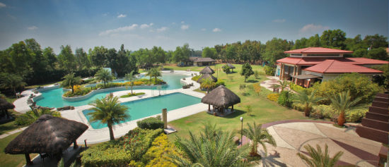 Resorts & Pool Houses You Can Rent for the Long Weekend