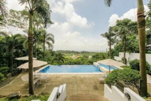 Get a Stunning Skyline View at This Mediterranean-Inspired Resort in ...