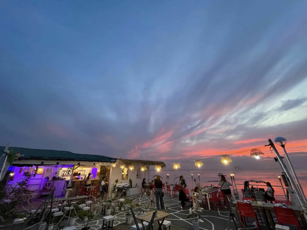 BOOKMARK: 8 Must-Visit Cafes with a View Near Metro Manila